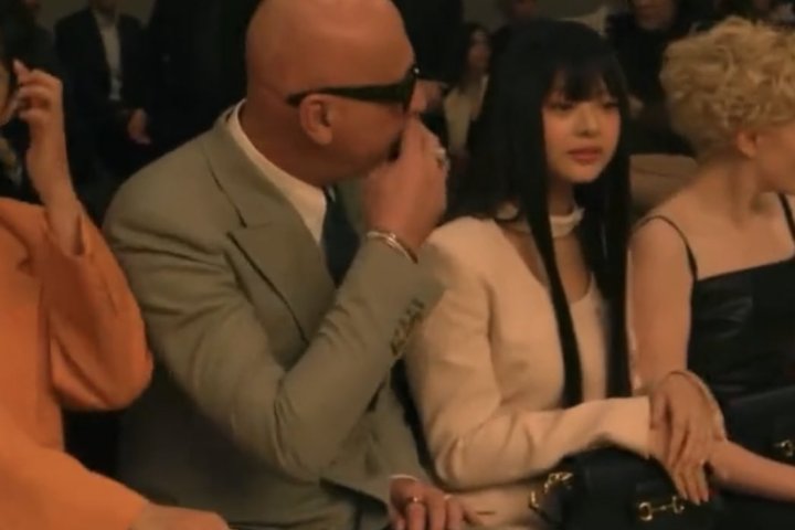 NewJeans Hanni 坐在古驰 CEO 旁边 – Kpann