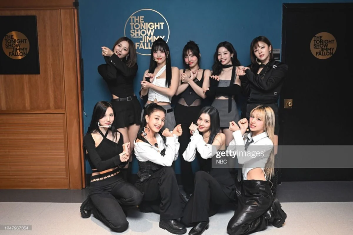 TWICE SET ME FREE 吉米肥伦今夜秀 – Kpann